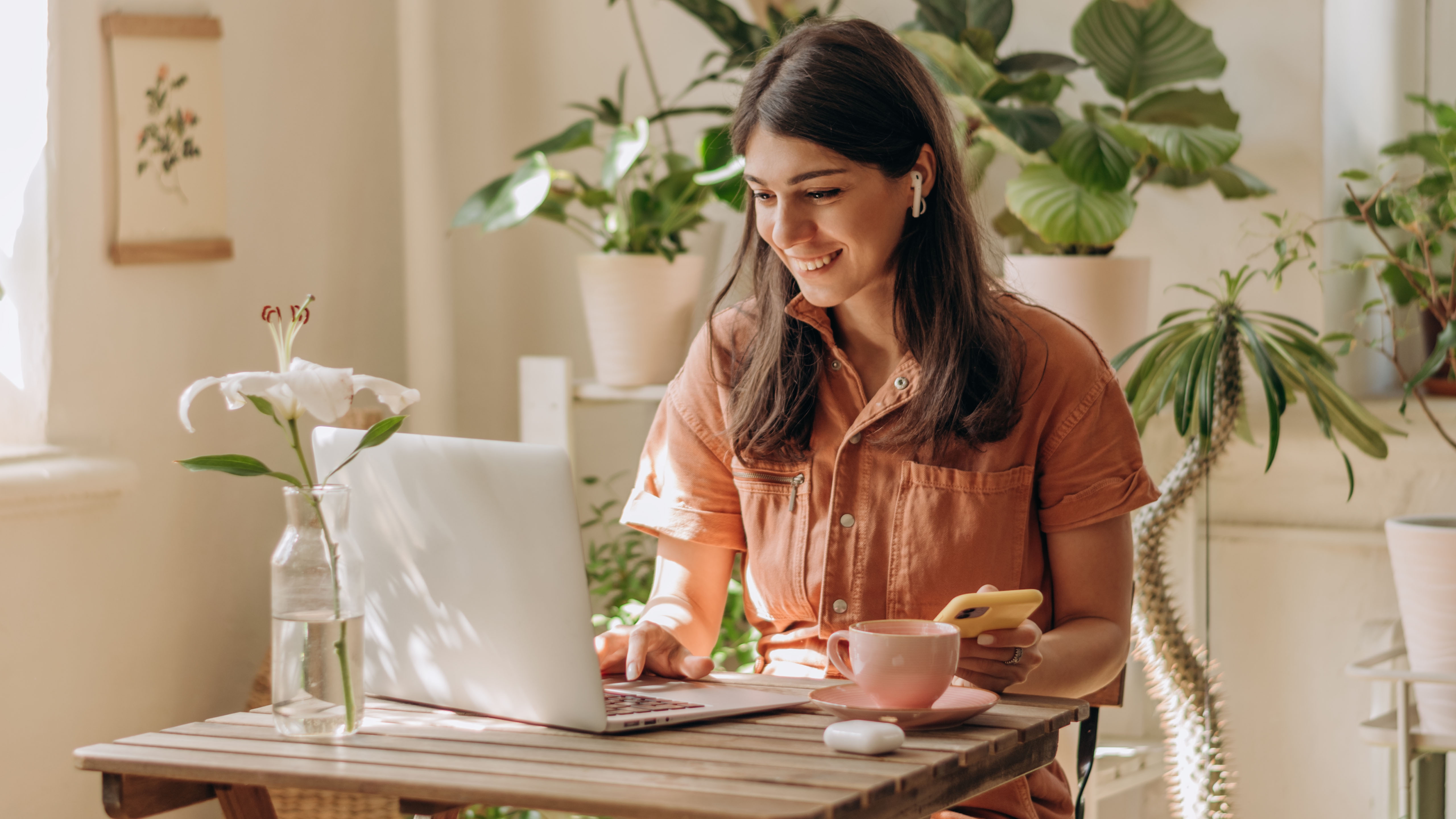 17 Polite Phrases Smart People Use To Say “Mind Your Own Business”
