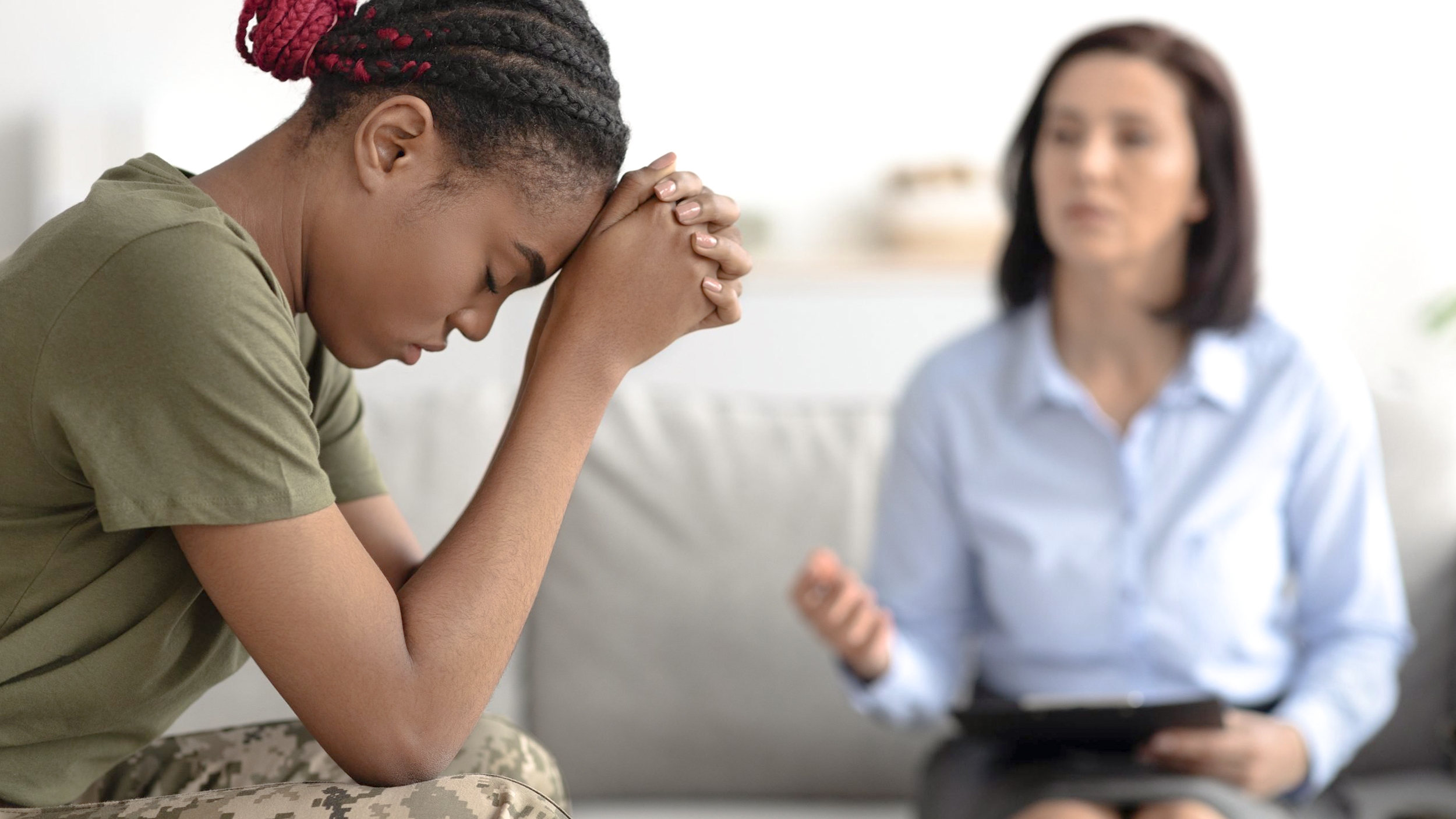7 Signs People Put Up With You But Do Not Really Enjoy Your Company ...