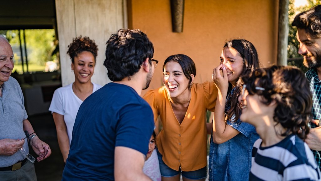 9 Subtle Signs Someone Is A Genuinely Good Person, According To Psychology