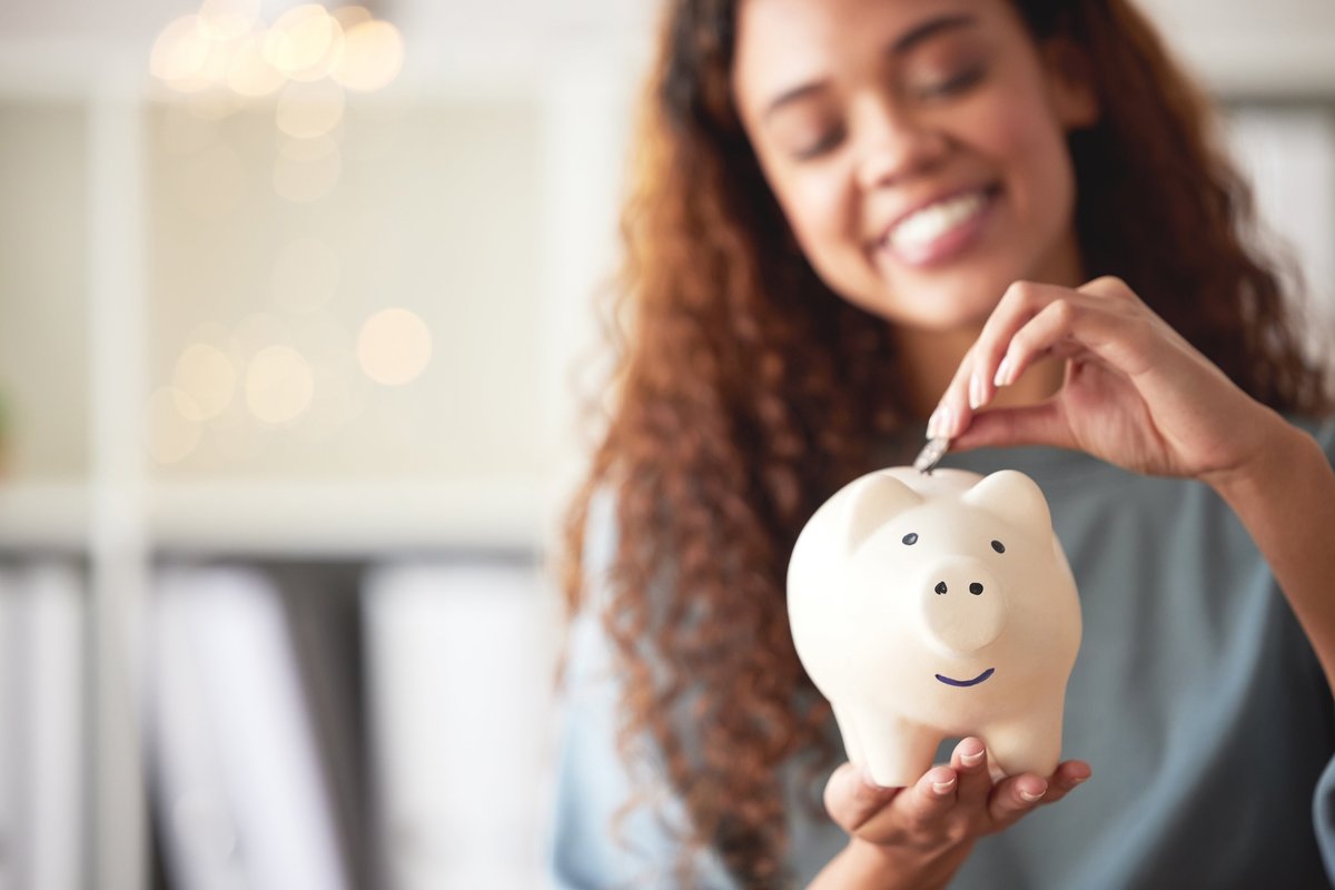 13 Money Small-Talk Phrases That Make People Warm Up to You Faster ...
