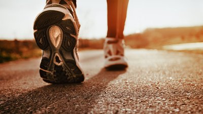 9 Reasons I Walk Faster Than Everyone Around Me And What It Really Means