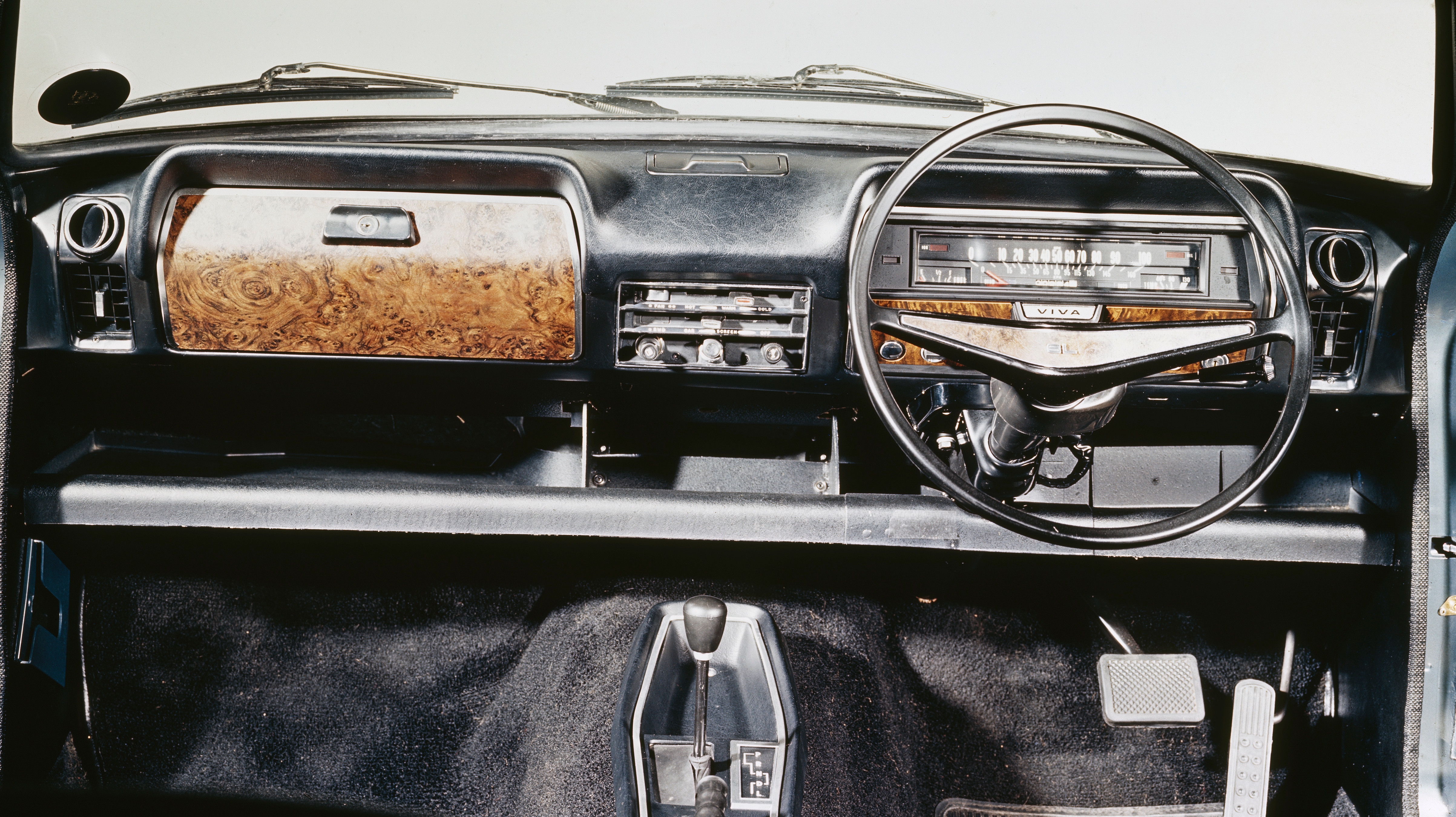13 Boomer Habits That Make You Wonder How Anyone Survived the ’70s