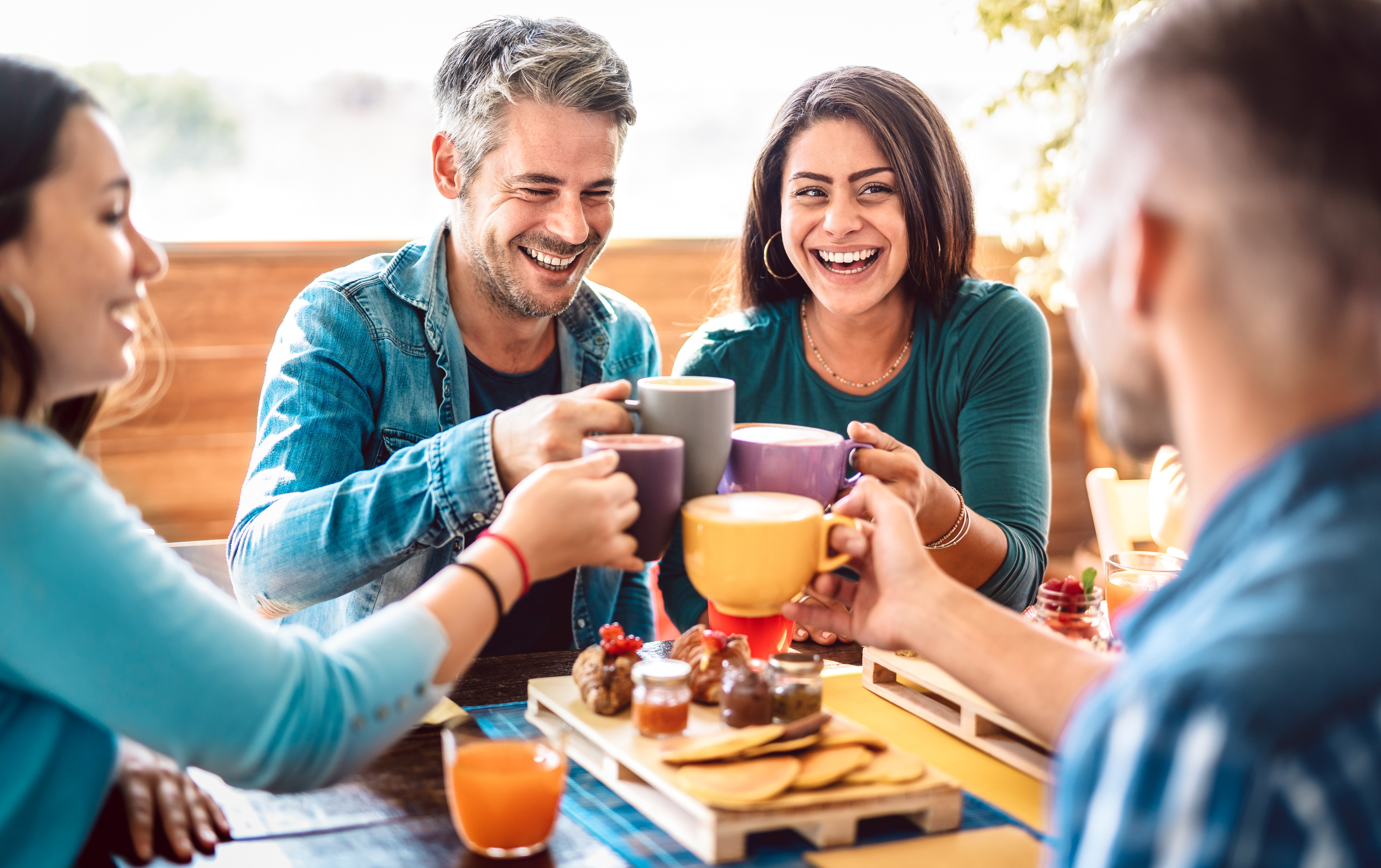 8 signs you have few close friends because of your high standards (not ...