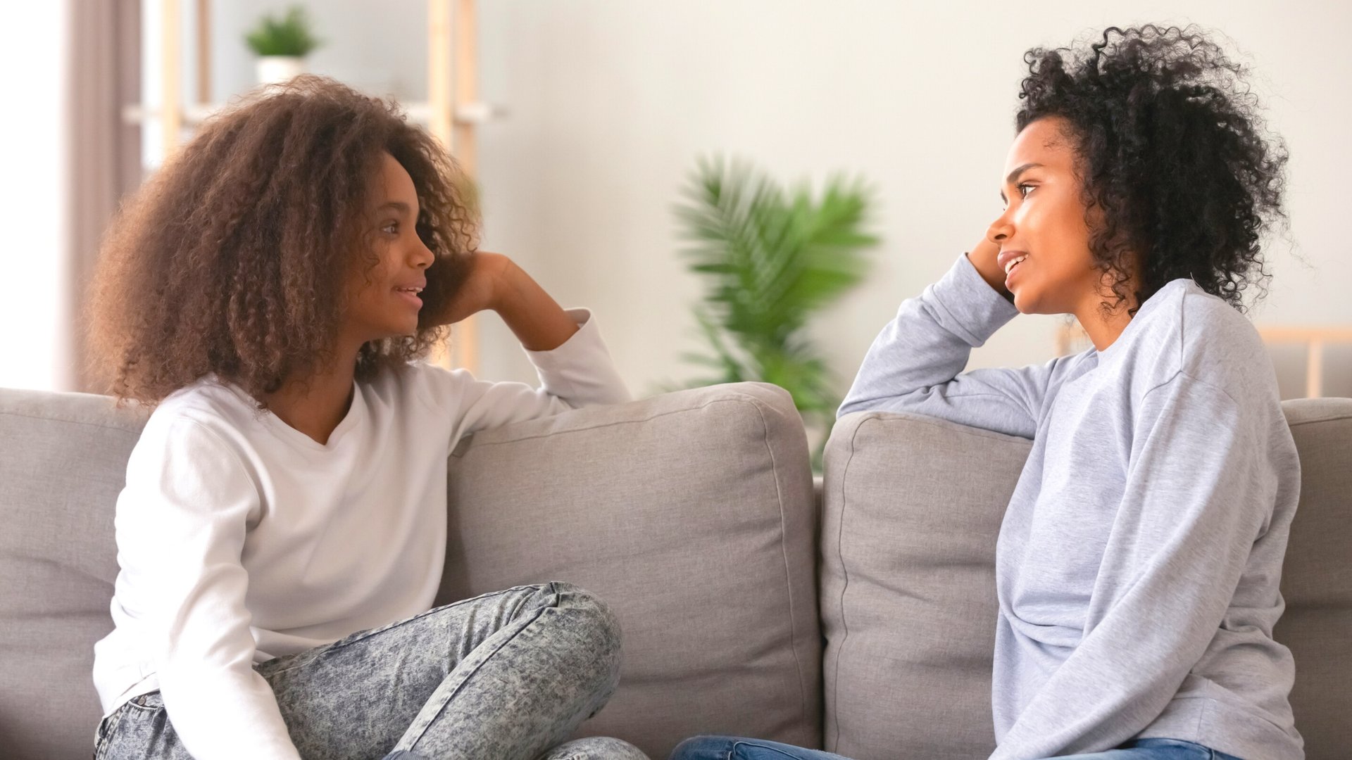 11 Everyday Phrases That Quietly Make People Uneasy Around You