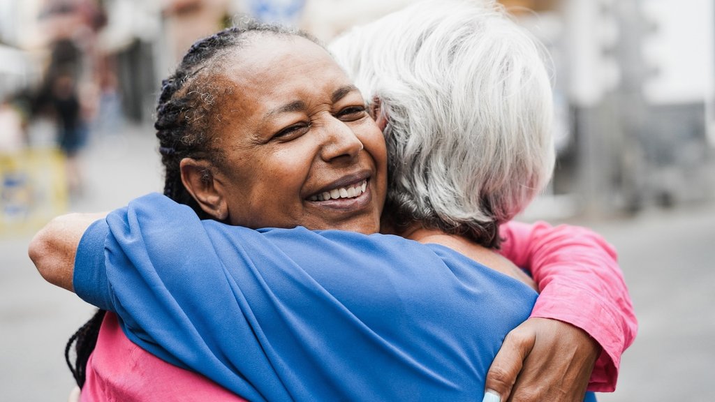 10 Traits That Show Someone Is Truly Kind, Not Just Acting Nice