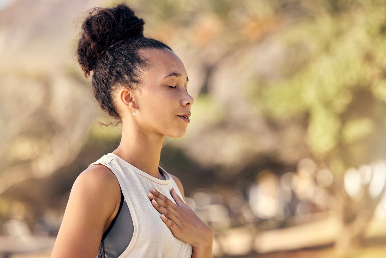 12 Signs Someone Is Genuinely Smart (Even If They Don’t Realize It ...