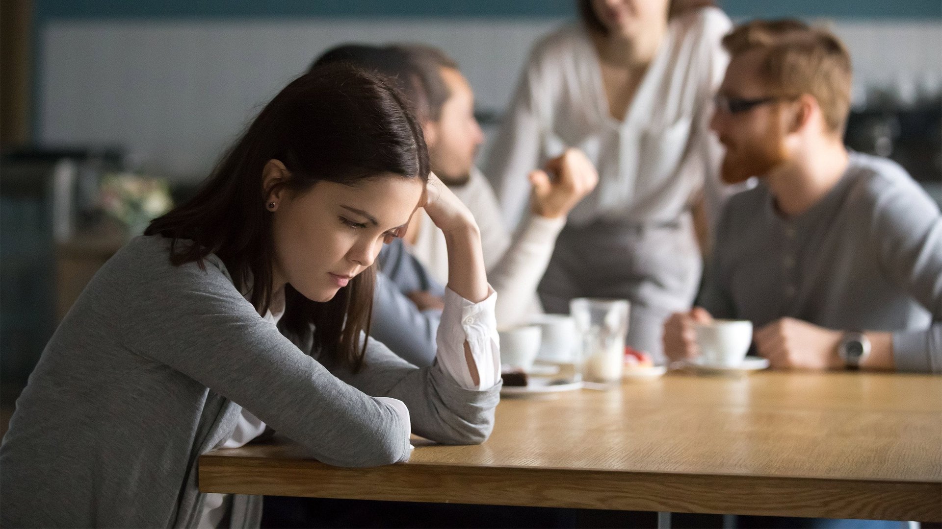 9 Phrases That Reveal Someone Lacks Social Awareness