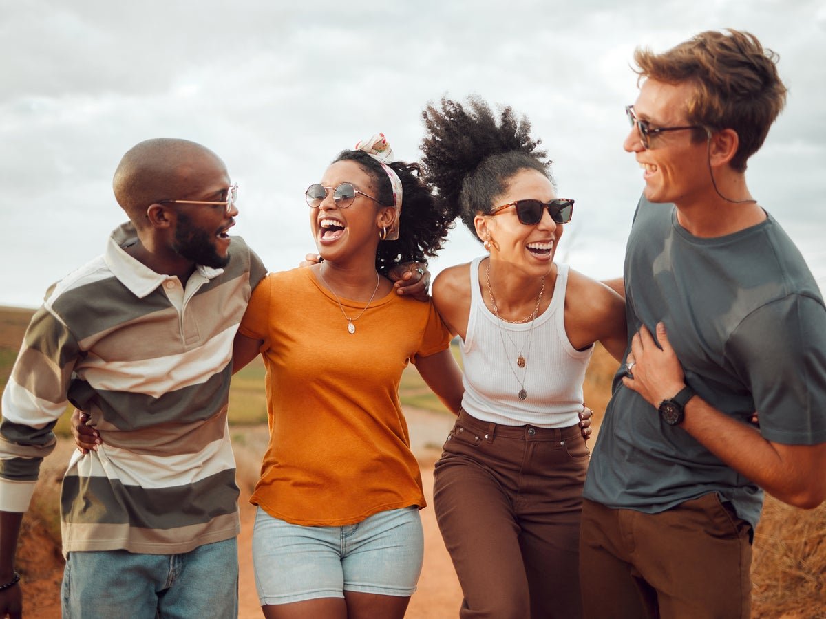 12 Habits of Strong People Who Don’t Wait for Approval to Be Themselves