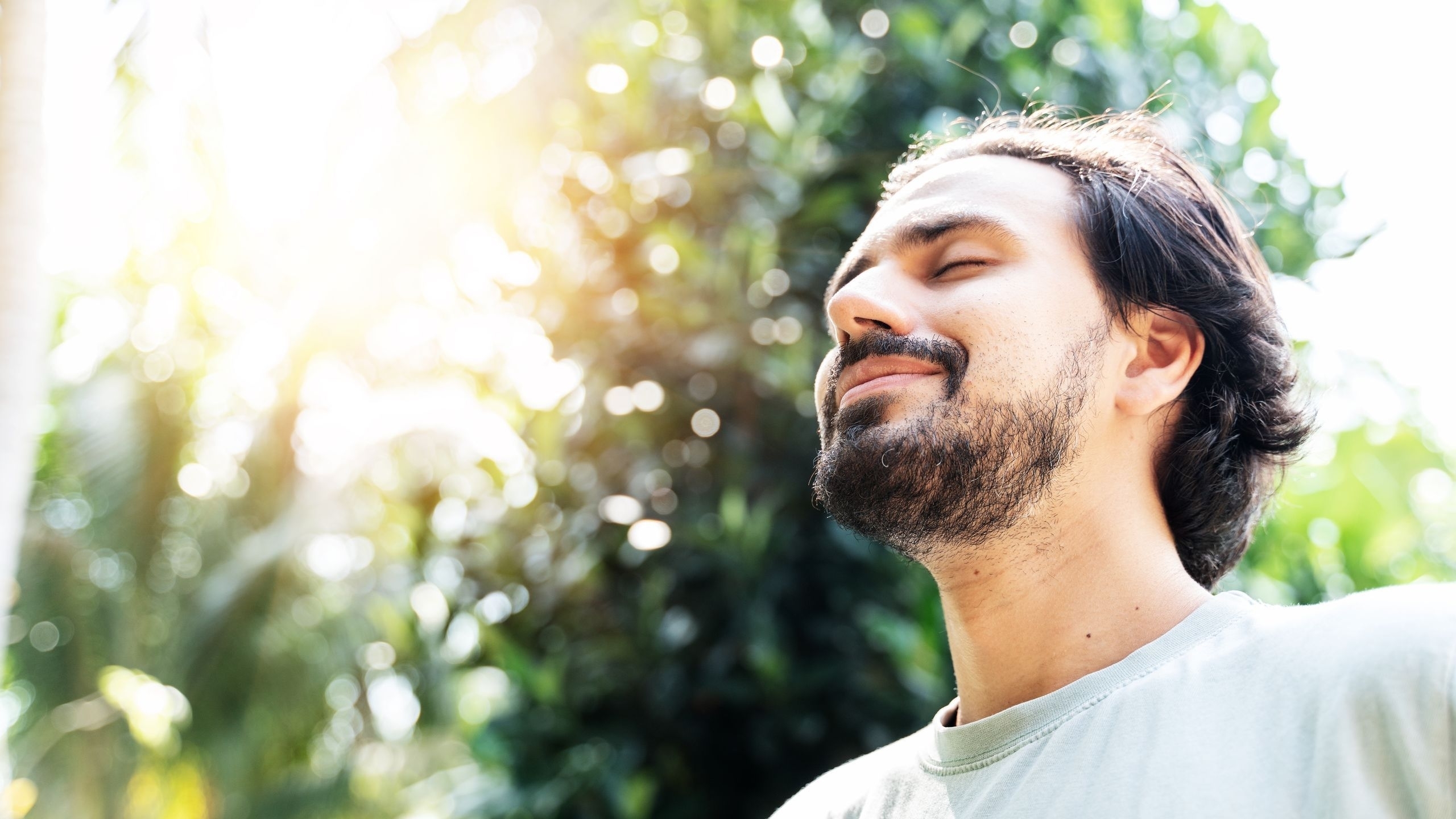 11 Moments When Staying Quiet Works Better Than Speaking Up