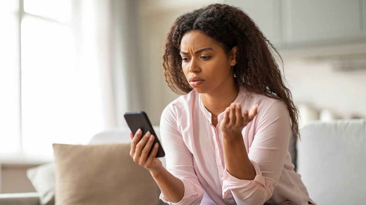 People Who Keep Their Phones on Silent Mode Protect Their Sanity in ...