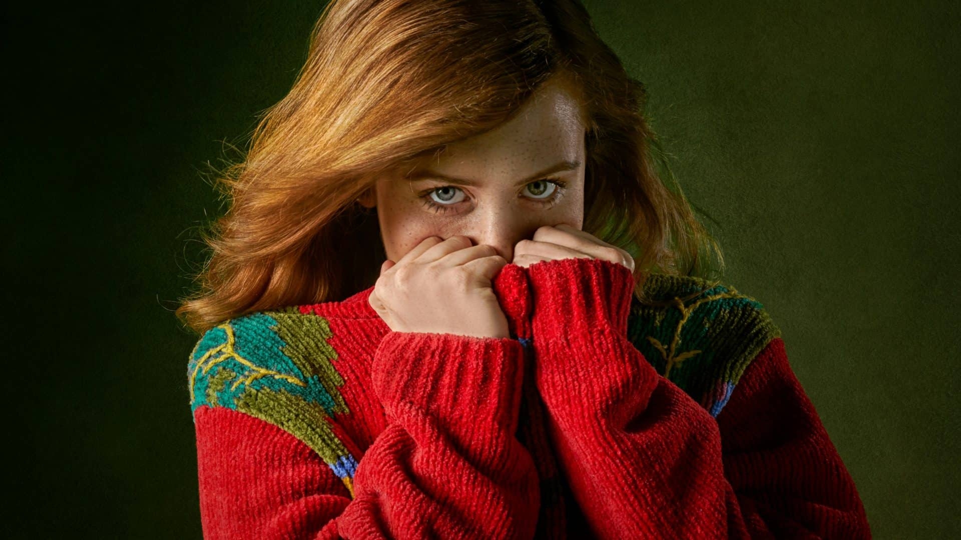 9 Signs Someone Is Naturally Likable Yet Hard to Get Close To