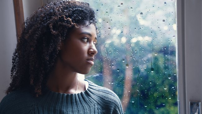 9 Things A Woman Does When Joy Starts to Feel Out of Reach