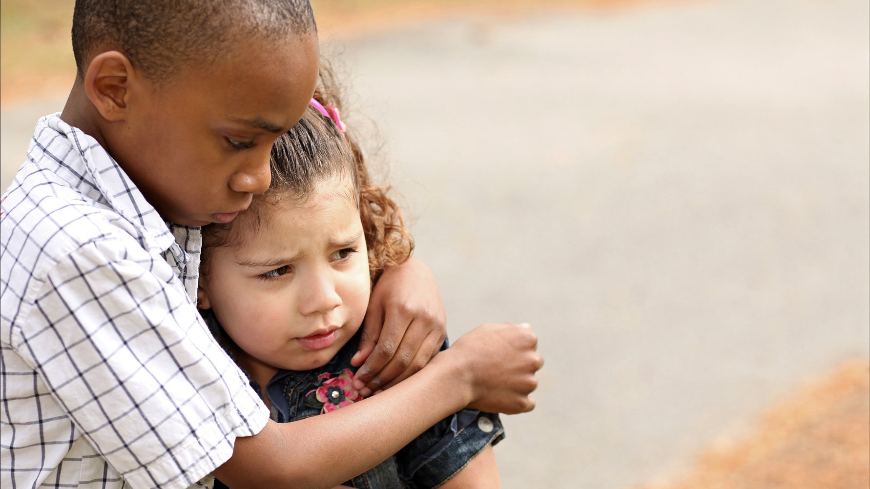 The Golden Child vs. The Scapegoat: How toxic parents divide siblings ...